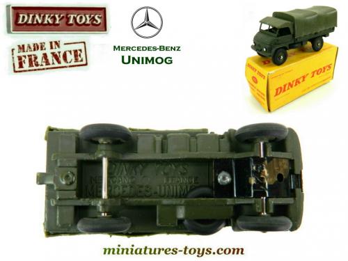 Le Mercedes Benz Unimog Dinky Toys avec bâche abimée en miniature au 1 ...